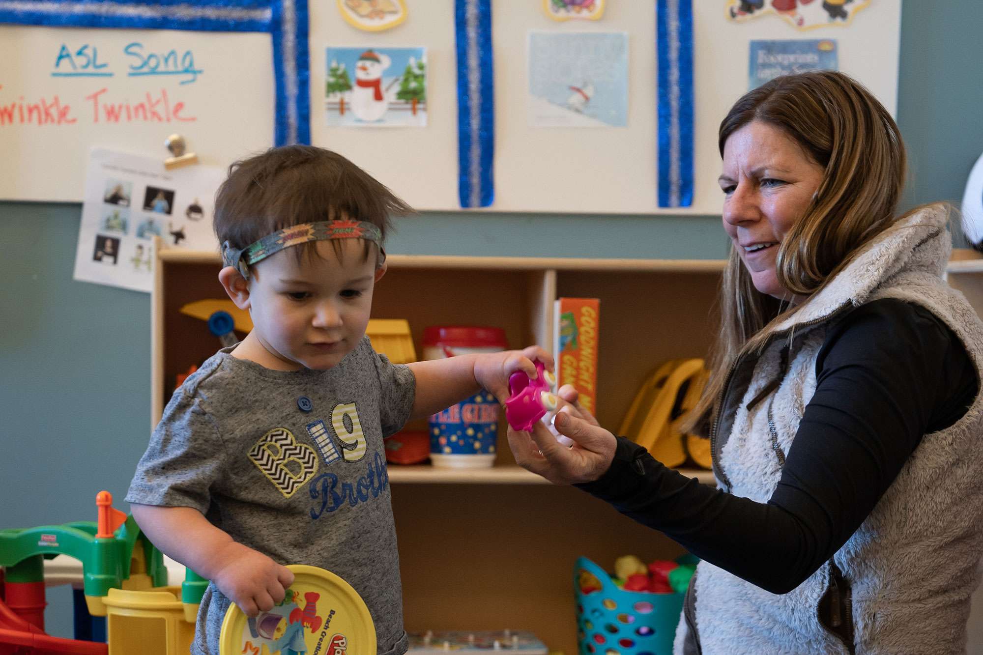 Understanding and Supporting Families of Deaf Children - CCCBSD